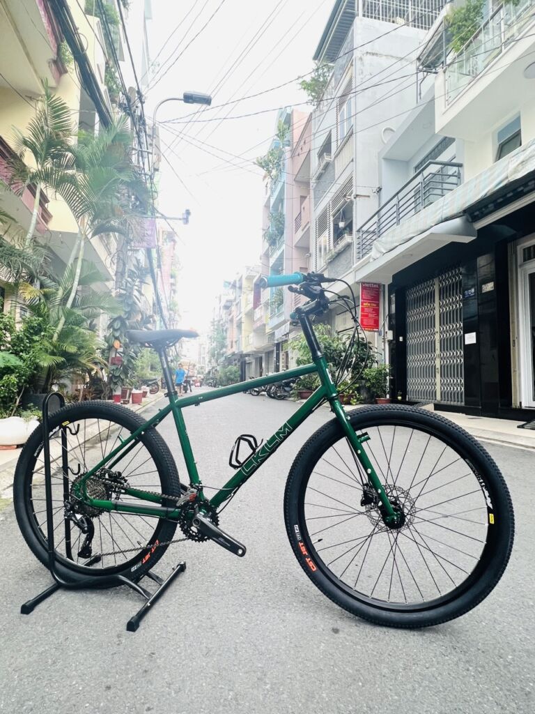 Xe Touring Lklm 318